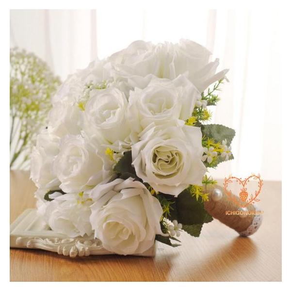 可愛らしいローズのブーケです。贈答品やインテリアに適です。（手作りのため、サイズは多少前後します。）花束形：ラウンド型キーワード：ウエディングブーケ/ウエディングブーケ 安い/ウエディングブーケ 手作り/ウエディングブーケ 造花/ウエディン...