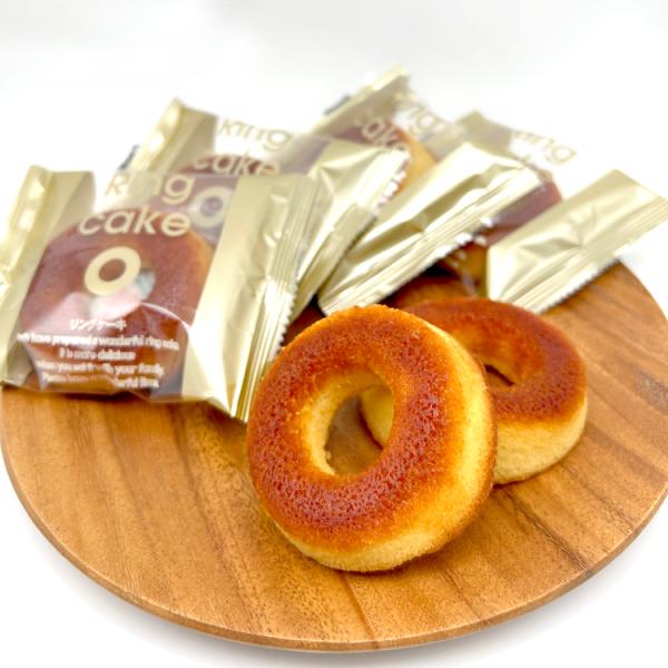 キャラメルケーキにキャラメルソースをたっぷり染み込ませ、リング状に焼き上げた「焼ドーナツ」です。兵庫県産小麦を100％使用した、兵庫県ならではの洋菓子に仕上がりました。【食べ物/食品/スイーツ/洋菓子/デザート/おやつ/孫の日/初盆/お盆/...