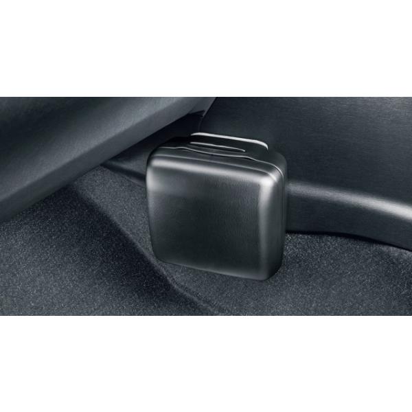 プリウスα40系(40W、41W)用のクリーンボックス。コンソール助手席側にすっきり収まるダストボックス。ゴミを捨てるときに便利な取り外しタイプです。 インナーケース付。 