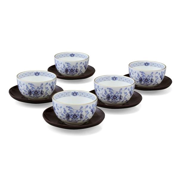 「商品情報」湯のみと茶たくのセット。おもてなしの席に。ミラノの絵柄が和を意識した形状に展開されたシリーズ。梅の花をモチーフにし日本の伝統色でデザインされたミラノは、日本の家庭料理にもよく似合います。洋食器のミラノとコーディネートして和風の食...