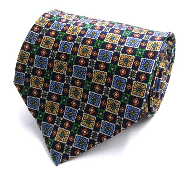 ■商品情報[管理番号]hh67799[対象]メンズ[カラー]ネイビー[生産国]-[特徴]厳選された逸品です[素材]素材タグを撮影しておりますので、ご確認下さいませ。[サイズ]ネクタイ全長：約-cm大剣幅：約10cm小剣幅：約-cm[付属品]...