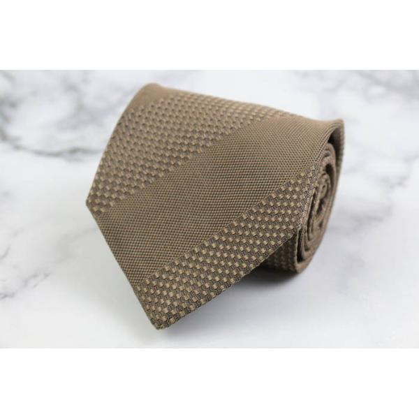 ■商品情報[管理番号]ss73842[対象]メンズ[カラー]ブラウン[生産国]イタリア製[特徴]厳選された逸品です[素材]素材タグを撮影しておりますので、ご確認下さいませ。[サイズ]ネクタイ全長：約-cm大剣幅：約10cm小剣幅：約-cm[...