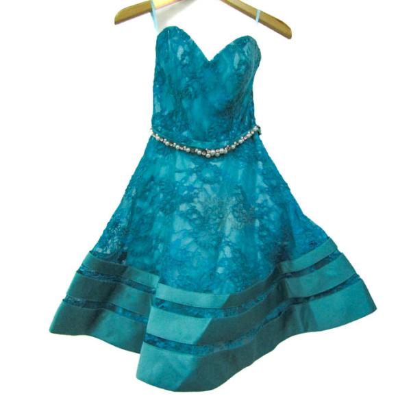 ■商品情報[管理番号]rs35256[対象]レディース[カラー]グリーン[素材]素材タグを撮影しておりますので、ご確認くださいませ。[表記サイズ]9[サイズ]着丈：約71cm身幅：約31cm[付属品]ウエストベルト[状態・コンディション]ラ...