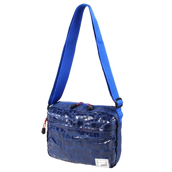 大特価SALE！通常￥2600を￥500にて★ポリエステル製の軽い生地を使用した、コンパクトなショルダーバッグ。開閉部は両側ファスナーで開けやすく、前面にファスナー付きポケットが付いています。長さ調節可能なショルダー紐なので、斜めがけでも肩...