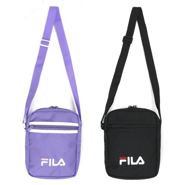 FILAのシンプルなデザインのスクエア型ショルダーバッグ。ブランドロゴの刺繍がアクセント！長さ調節可能なショルダー紐で持ち歩きに便利！フロント部分にファスナー付きのポケットがあり、小物もすっきり収納できます。ちょっとしたお出掛けにピッタリな...