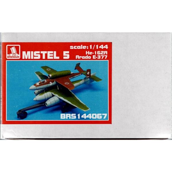 第二次大戦中　ドイツで設計された飛行爆弾、親機を背中に乗せて離陸し、攻撃対象のそばで親機と分離後、遠隔操縦で攻撃対象にぶつかる。ブレンガン製のこのキットは、1/144スケール・レジンキャストキットで再現されたスケールモデルです。キットは動力...