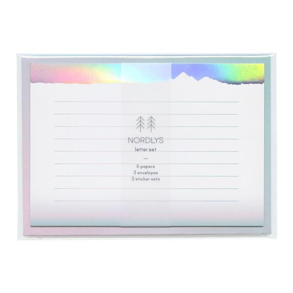 まるでオーロラのような光の変化を楽しめるホログラム箔を押したレターセット。NORDLYS（ノールリス）とはノルウェー語で「オーロラ」の意味。 便箋に描かれた空にはホログラム箔が押されていて、見る角度によって煌く色が変化します。内容便箋：6枚...