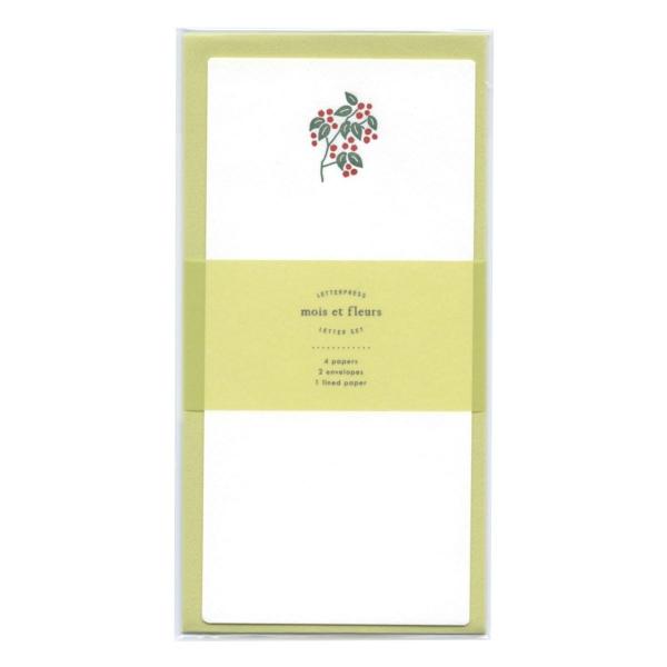 活版ならではの凹凸やかすれなど、1つ1つ異なる風合いが楽しめる一筆箋のレターセットです。縦書きも横書きどちらもできる罫線を印刷した台紙が付きます。mois et fleurs(モワ・エ・フルール)とは、フランス語で「(年月の)月と花」という...