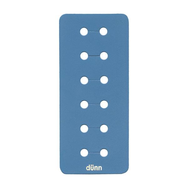 ミニ6サイズのシステム手帳用アクセサリーシリーズのリングプロテクターです。リングの根元に装着することでリング部分とシステム手帳本体の擦れ汚れを防ぎます。dunnで使用している革は約05mmと極薄に漉かれています。革の表面である銀面を残すこと...