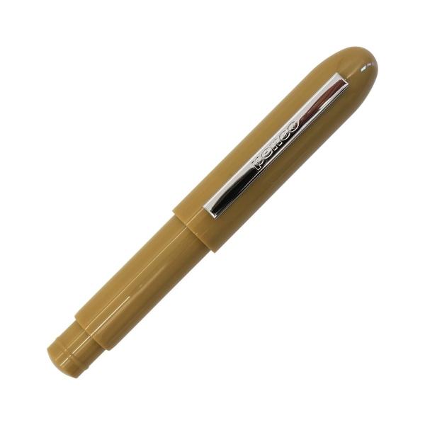 pencoオリジナルのバレット(弾丸)型のシャーペンです。シンプルで美しい流線形のフォルムが特徴。キャップ式で使用するときは後ろへ挿した状態でノックできる仕様となっています。携帯時はわずか10cmほどのコンパクトな設計ながら、筆記時にはキャ...