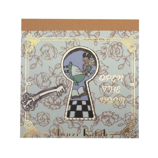 童話「不思議の国のアリス」の世界を「Shinzi Katoh /シンジカトウ」が様々なタッチで表現しました。魅惑のアリスワールドをモチーフにしたイラストをステーショナリーに仕上げました。アリスワールドの住人たちの魅力がギュっと詰まったスクエ...