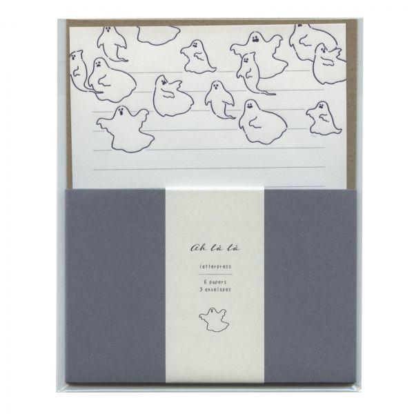 イラストが活版印刷で印刷されたレターセットです。凹凸のある手触りと、シンプルながらも繊細な印象を受けるイラストからは、どこか温もりを感じます。この温かい雰囲気のレターセットで、普段は口にできない言葉や感謝の気持ちを伝えてみませんか。【内容】...