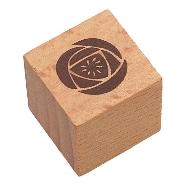 押すたびに仕上がりが変わるウッドスタンプは使う人の気持ちが伝わる温かさがあります。インクの色やかすれ具合などお気に入りの絵柄で、手帳やノートのデコに使えます。素材:木材、ゴム生産国:中国: 600000025103: 20000000485...