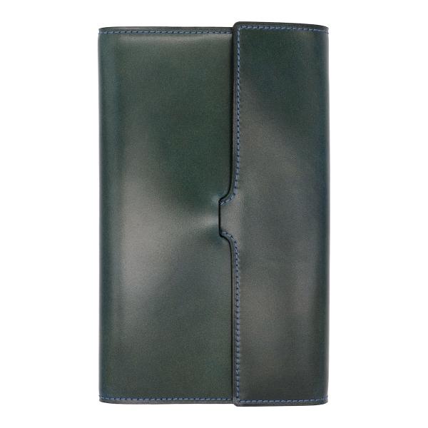 ベルトの先端が内側に隠れるシンプルな見た目が特徴の「カクシシリーズ」のナローサイズシステム手帳です。表側には純粋なアニリン水性染料仕上げを施すレーデルオガワ製のコードバン、内側にはイタリア・ヴィルジリオ社製のスクラッチ加工が特徴の植物タンニ...