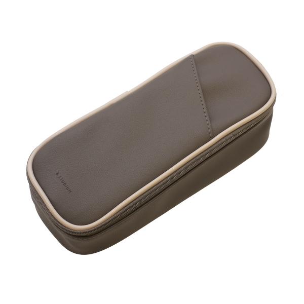 ステーショナリーを通して、勉強を頑張るあなたを応援したいという想いから生まれた「&amp;STUDIUM」のたっぷり入るペンケース。よく使うペンを挿しておける外ポケット。取り外し可能な便利な仕切りなど、色々なアイデアで見た目はコンパクトでも...