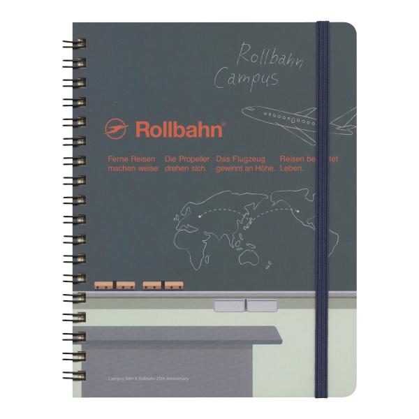 コクヨのロングセラーノート「Campus」と「Rollbahn」がコラボしました。両ブランドの定番品をベースに、表紙のデザインや中紙など、商品の仕様をそれぞれ交換しました。Campusが意味する「学校」と、Rollbahnが持つ「滑走路」と...