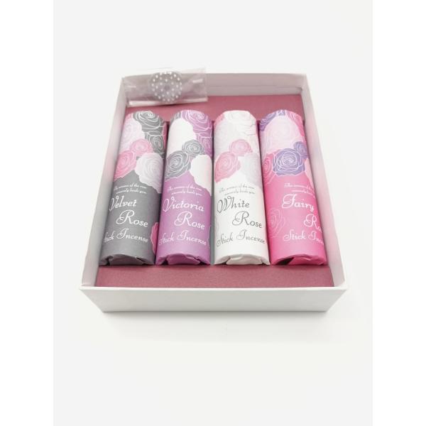 香彩堂 ローズ詰め合わせ TSU-04（ローズ香4種 × 各15本／香立て1個入り）商品特徴- 京都の香彩堂がつくる、4種類のローズ香を楽しめる詰め合わせセット（ベルベットローズ／ヴィクトリアローズ／ホワイトローズ／フェアリーローズ）- そ...