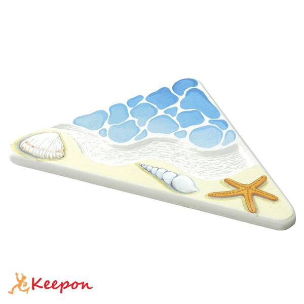 濡れた傘の水滴を素早く吸収する珪藻土製の傘置きです。白地の本体はアクリル絵具やペンで自由にデザインでき、玄関をおしゃれに演出できます。吸水性とインテリア性を兼ね備えたクラフト素材としてワークショップにもおすすめです。約150×150×9mm...