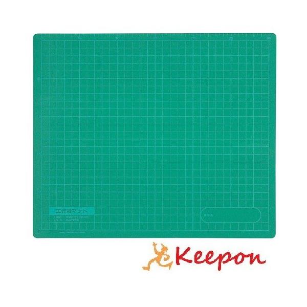表はカッターマット、裏はねんど板！カットしやすい5mm方眼入り！　商品サイズ：W320×D3×H270mm重量：380g(包装資材含む)材質：再生PVC