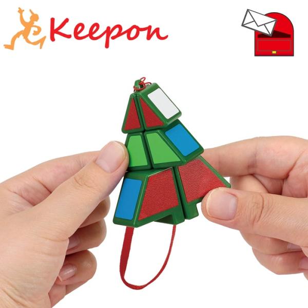 くるくる回して色そろえ！かわいいツリー型パズル！クリスマスツリーをくるくる回しながら色をそろえて遊べる知育パズルです。コンパクトサイズで小さな手でも扱いやすく、集中力や指先のトレーニングにも最適です。ストラップ付きなのでバッグにも付けられ、...