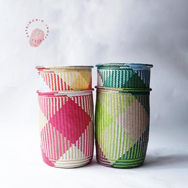 【サイズ】H42cm  φ30cmハンドメイドのため個体差がございます。あくまで参考程度にお考えくださいませ。【本体】プラスチック 100%【生産】メキシコ製※お使いのモニターの発色具合によって、実際のものと異なる場合がございます。ポイント利用