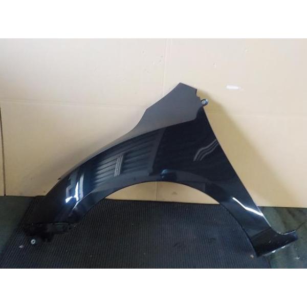 部品管理番号：250207000210700メーカー純正品番：BBM4-52-211B部品名：左Fフェンダー部品区分：リサイクル品管理品番：K-5L-A部品カラー：黒メタリック車名：アクセラ車両タイプ名：4ドアセダン通称型式：BLEFP認定...