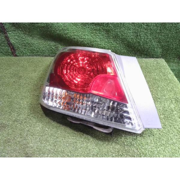 **** 商品説明を必ずご確認ください ****部品管理番号：220902000115600部品メーカー：スタンレーメーカー純正品番：33550-TA0-T01部品名：左テールランプ部品メーカー品番：P7451部品区分：リサイクル品車名：イ...