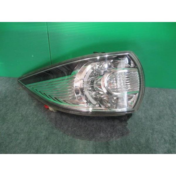 **** 商品説明を必ずご確認ください ****部品管理番号：000213011615600部品メーカー：スタンレーメーカー純正品番：C330-51-160D部品名：左テールランプ部品メーカー品番：P7621部品区分：リサイクル品管理品番：...