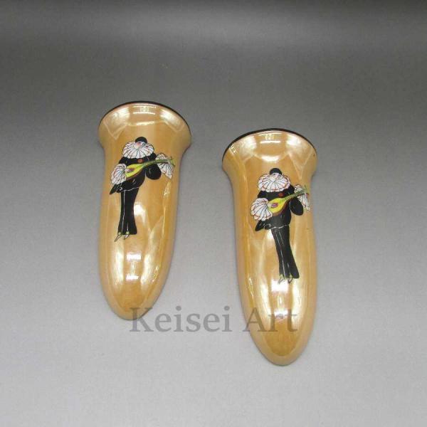 オールドノリタケのデコレディウォールポケットペアです。1921年頃〜1941年頃に欧米に輸出されたものが、約100年の時を経て日本に里帰りしてきました。これらは「里帰り陶磁器」又は「里帰り品」として、現在では再現不可能と言われている高い技術...