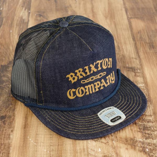 BRIXTON ブリクストンCHAINS NP HP TRUCKER HAT5パネル メッシュフラットキャップスナップバック ブラックブリクストンから、環境に配慮したリサイクル漁網をツバに再利用した「NetPlus」採用モデルが登場。ダーク...