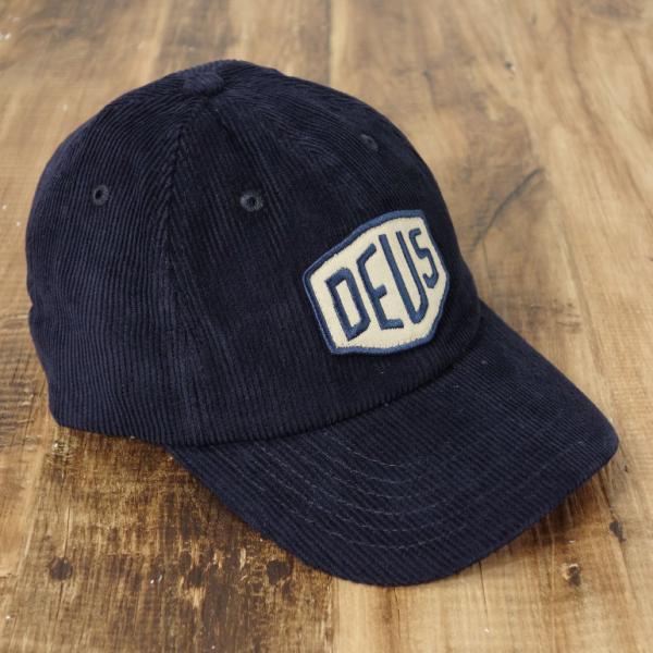 Deus Ex MachinaデウスエクスマキナSHIELD CORD DAD CAPコーデュロイ ダッドキャップネイビーデウスエクスマキナから、質感の良いコーデュロイ生地を使用したダッドキャップが登場しました。フロントにはブランドを代表す...