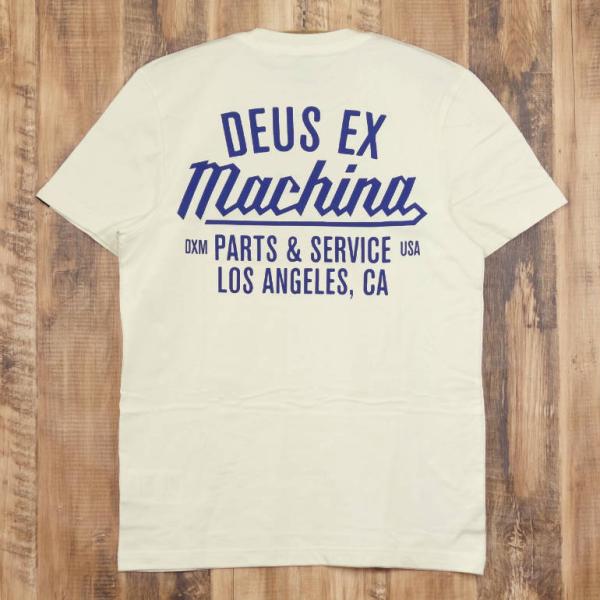 Deus Ex Machina（デウスエクスマキナ）OVERBITE TEE メンズ Tシャツビンテージテイストのフォントデザインとカラーリングが印象的なメンズTシャツ。ガーメントウォッシュ加工でノスタルジックな雰囲気を演出し、シンプルなが...