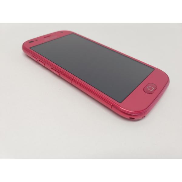 こちらの商品は追跡可能な配送方法でポスト投函にてお届けします。本体のみとなり外箱等ございません。目につき傷なく程度良好の美品です。動作テスト済みです。バッテリー性能は80％以上良好となっております。IMEI　358004307105551ネ...