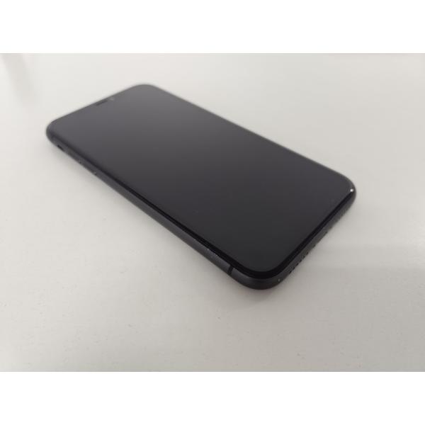 こちらの商品は追跡可能な配送方法にてポスト投函でお届けします。本体のみとなります。液晶に薄い線傷が若干ございます。大きなキズはありませんが、フレームとカメラレンズの周囲に小キズございます。バッテリー容量は82%でした。動作テスト済みです。I...