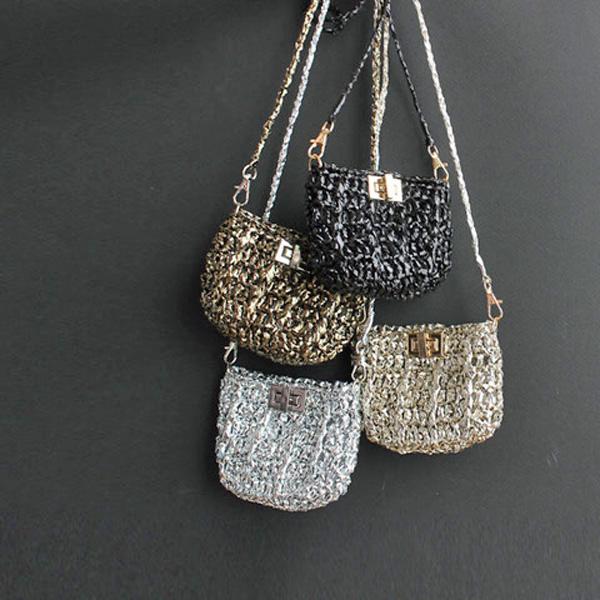 【手編みキット】まぶしいくらいに光り輝く『フラッシュヤーン』で編むミニショルダーのキット。材料と編み図のセットです。1玉で編めるマイクロサイズのバッグです。