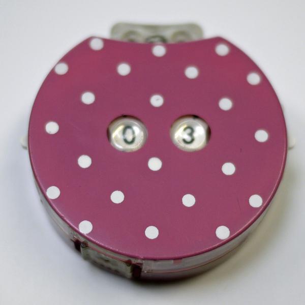 注文個数によりお届け予定日が変更になる場合があります。☆通常在庫品です在庫無しになって居なければ翌営業日発送予定です目数や段数をカウントできます。片手でボタンを押すだけでカウントきます。便利なロック式。※裏側に薄い擦り傷があるものがあります