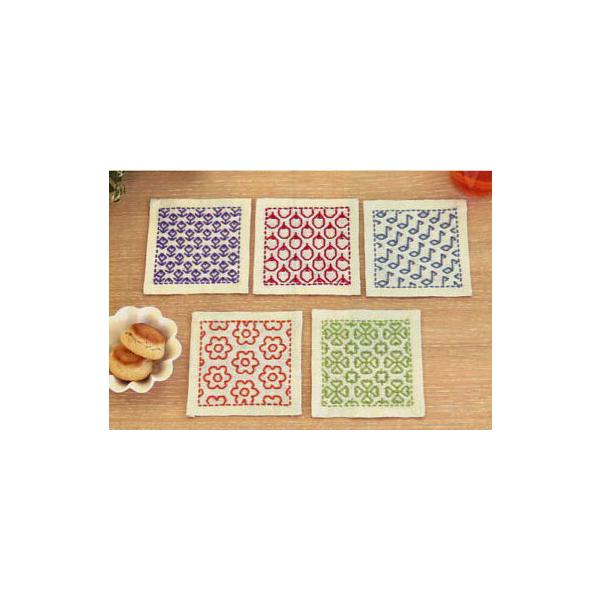 ※こちらの商品は手芸キットです。完成品の販売ではございません注文個数によりお届け予定日が変更になる場合があります。※在庫ありの商品でも、店頭の在庫と共有しております為、取り寄せになる場合があります。一目刺し日々の暮らしに、刺し子で彩りを一目...