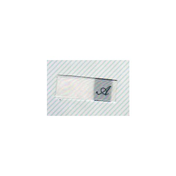 ・イニシャルタグ入数：1枚サイズ：約3.5cm×1.2cm［使用例］お好みの長さに調節して生地の間に挟んで縫い付けます。（アルファベットは両面に刺しゅうされています）
