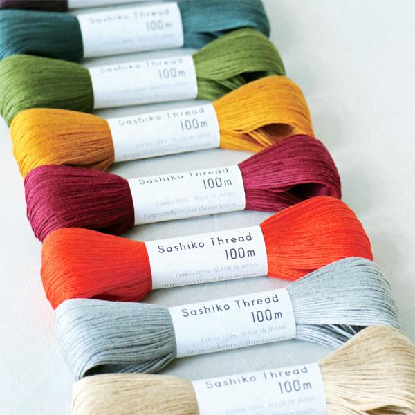 注文個数によりお届け予定日が変更になる場合があります。※在庫ありの商品でも、店頭の在庫と共有しております為、取り寄せになる場合があります。刺し子糸大かせ100が、商品名とパッケージリニューアルしました。光沢がありすべりがよく、刺しやすい糸。...