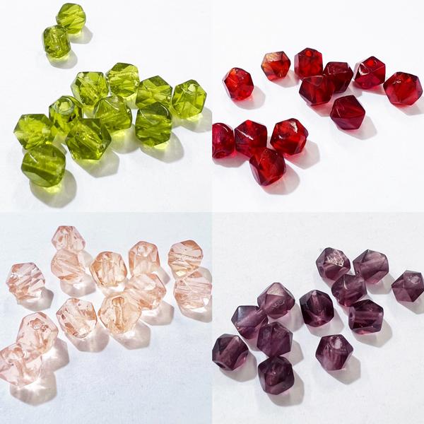 ※パッケージ入れ替えのため、特価となっております。TOHO　シャインビーズ 7mm　約12個入り 材質：ガラスビーズ手芸やアクセサリー作りに！四角の角をカットした変形ビーズ。アクセサリーのポイントに適してますイヤリング ピアス ネックレス ...