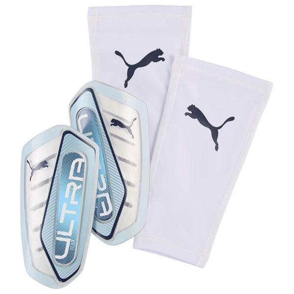 プーマ、サッカーシンガード(レガース)。ウルトラシリーズとデザイン連動したシンガード。コンプレッションスリーブが、確実なフィット感と俊敏な動きを実現。子供/ジュニア対応。素材：合成繊維(ポリエステル、ポリウレタン)、合成樹脂(EVA樹脂、ポ...