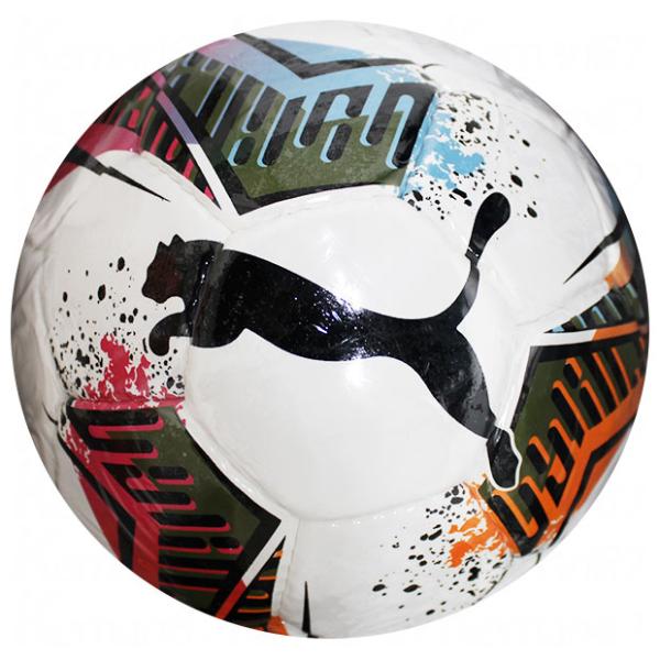 プーマ、フットサルボール4号球。フットサルの練習に最適な耐久性に優れたフットサルボール。◆フットサル4号球(大人用)◆プーマホワイトモデル：2024年秋冬※北海道・沖縄・離島への配送は原則航空便で輸送するため、ボールの空気を抜いてお送りさせ...