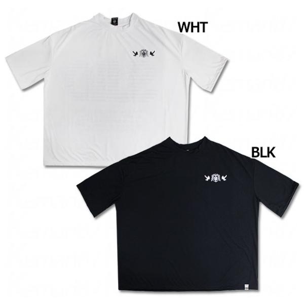 フットサルウェアブランド・sullo(スージョ)、大人/メンズ用Tシャツ。快適でカジュアルな着こなしが特徴的なワンサイズ展開シリーズ「OSFA」のショートスリーブシャツ。スポーティーなバックプリントが印象的。別注のスペシャルビッグサイズ(S...