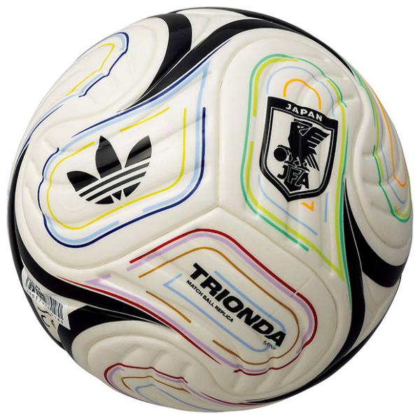 アディダス、サッカーボール1号球。「2026 FIFAワールドカップ(FIFA World Cup 26)」で使用される公式試合球のレプリカ、代表チームジャージー連動カラーモデル。開催国であるアメリカ・カナダ・メキシコの3か国を表現した「T...