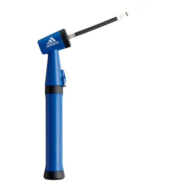 アディダス、ボール用ハンドポンプ。ホースと針が本体に収納できてかさばらずコンパクト。◆空気針付き素材：プラスチックサイズ：F(長さ21cm)カラー：フットボールブルーモデル：2019年春夏