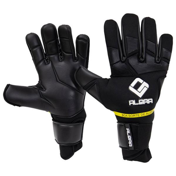 元Jリーガー・高桑大二朗が手がけるGKグローブ専門ブランド・アルグラ、大人/メンズ用GKグローブ。手の甲に高品質のエアプレン素材を使用し、適度な軽さと柔軟さで操作性を確保。ゴム製グリップがパンチングの際に拳を保護。手に負担が少ない軽量設計で...