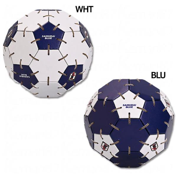 サッカー日本代表、くみくみボール。段ボールパーツを組み合わせて遊ぶボール型玩具、サッカー日本代表ver.。サイズ：F(直径約14cm)モデル：2024年春夏