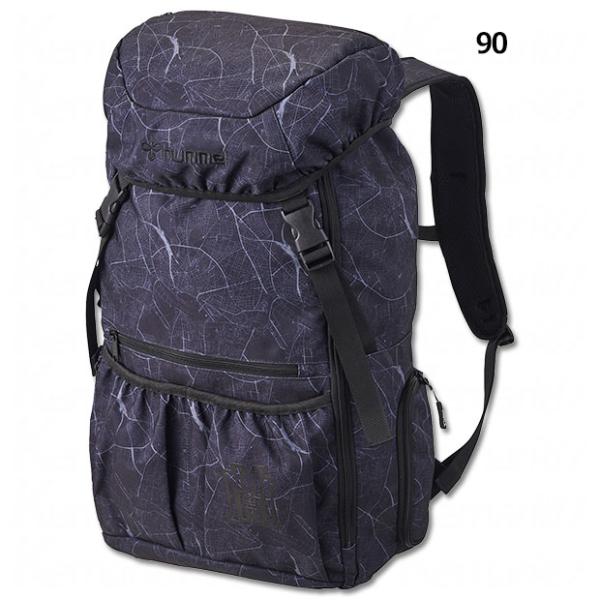 ヒュンメル、バックパック。ボール収納やシューズ収納を備えた大容量のサッカー用バックパック。フラップ下に5号球に対応したボール収納、側面下部にシューズ収納を配置。背面下部に保冷生地を使用した補食ポケットを搭載。◆再帰反射サイズ：F(約49×3...