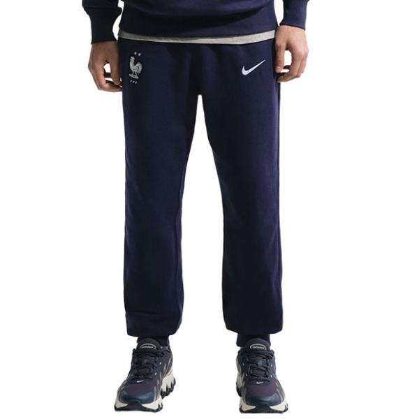 フランス代表、大人/メンズ用スウェットパンツ。内側に柔らかいループを配した適度なボリュームのフレンチテリー素材を使用。品質：コットン80％、ポリエステル20％サイズ：ウエスタンサイズ(USサイズ)カラー：ブラッケンドブルー×ホワイトモデル：...