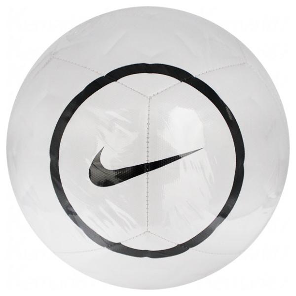 ナイキ、サッカーボール5号球。クラシックなトータル90シリーズをオマージュしたデザインのサッカーボール。デボス加工の溝によってボールの周りで空気が流れやすくなり、軌道がより安定する、OmniSculptテクノロジーを採用。◆ラバー67％、ポ...